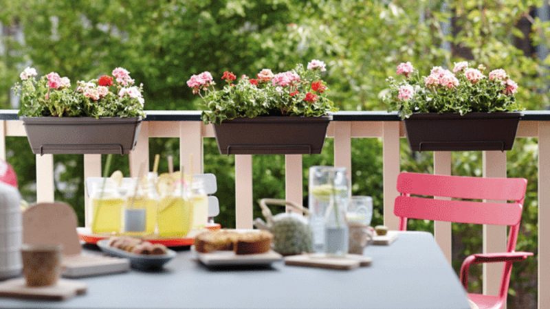 Sélection de pots colorés pour le balcon | Shake My Blog