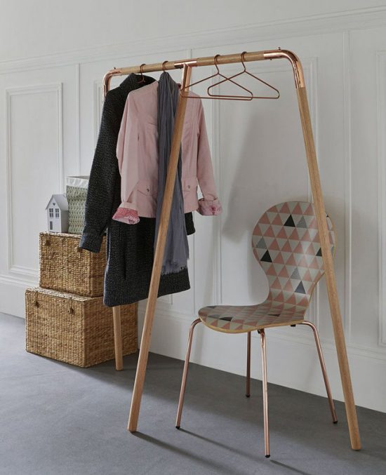 Un portant stylé pour vos vêtements | Shake My Blog