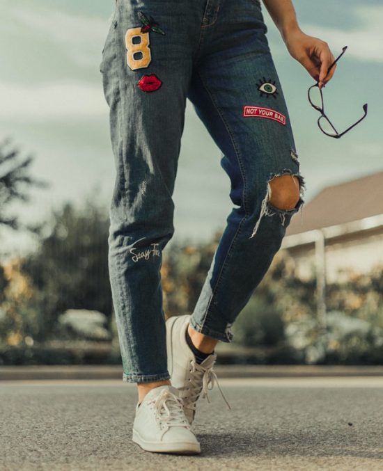 Comment customiser soi-même ses jeans ? | Shake My Blog