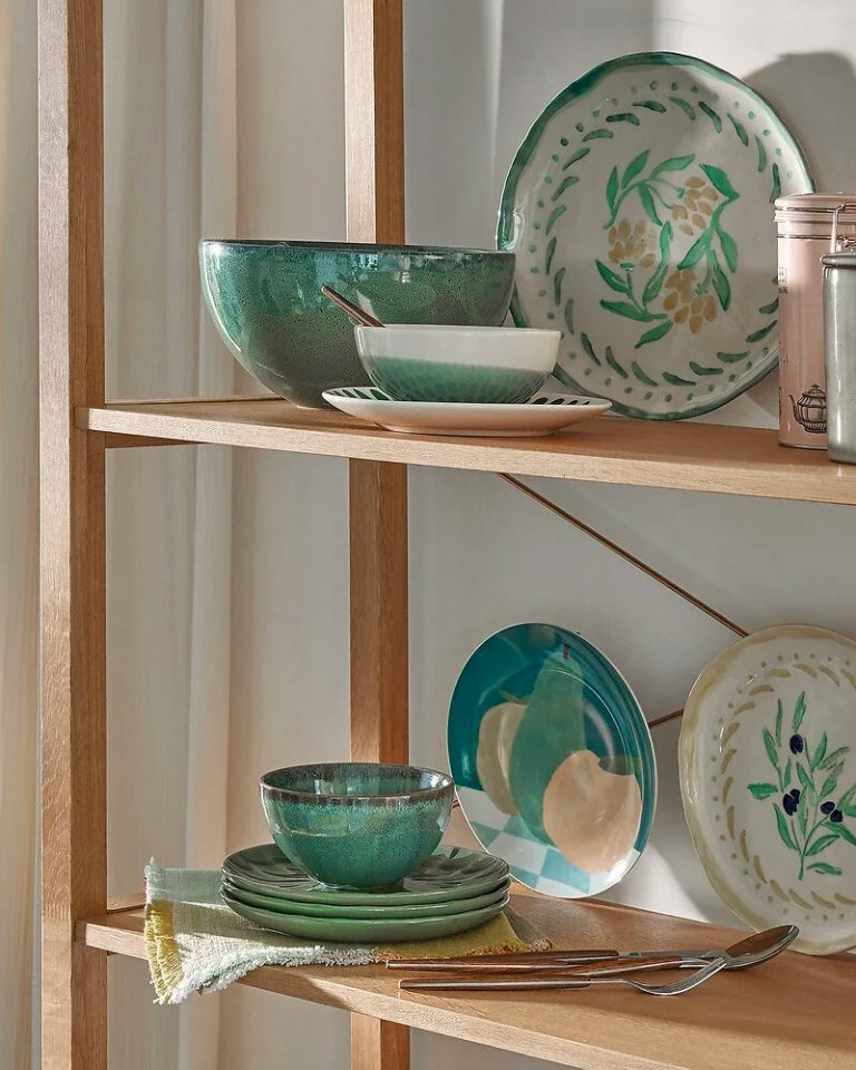 Sélection : 20 meubles et objets pour une déco vert sauge | Shake My Blog